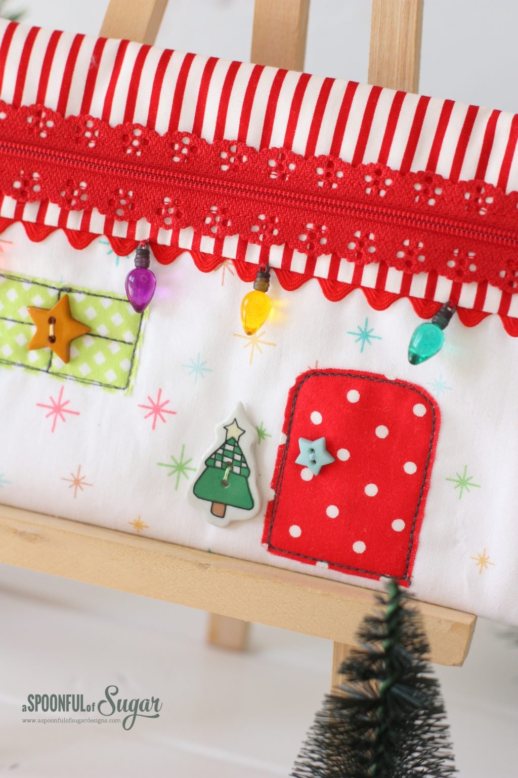 Christmas House Pouch - A Spoonful of Sugar