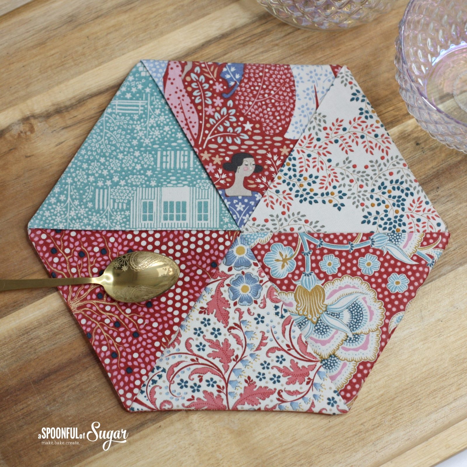 Hexagon-Trivet-3 - A Spoonful of Sugar