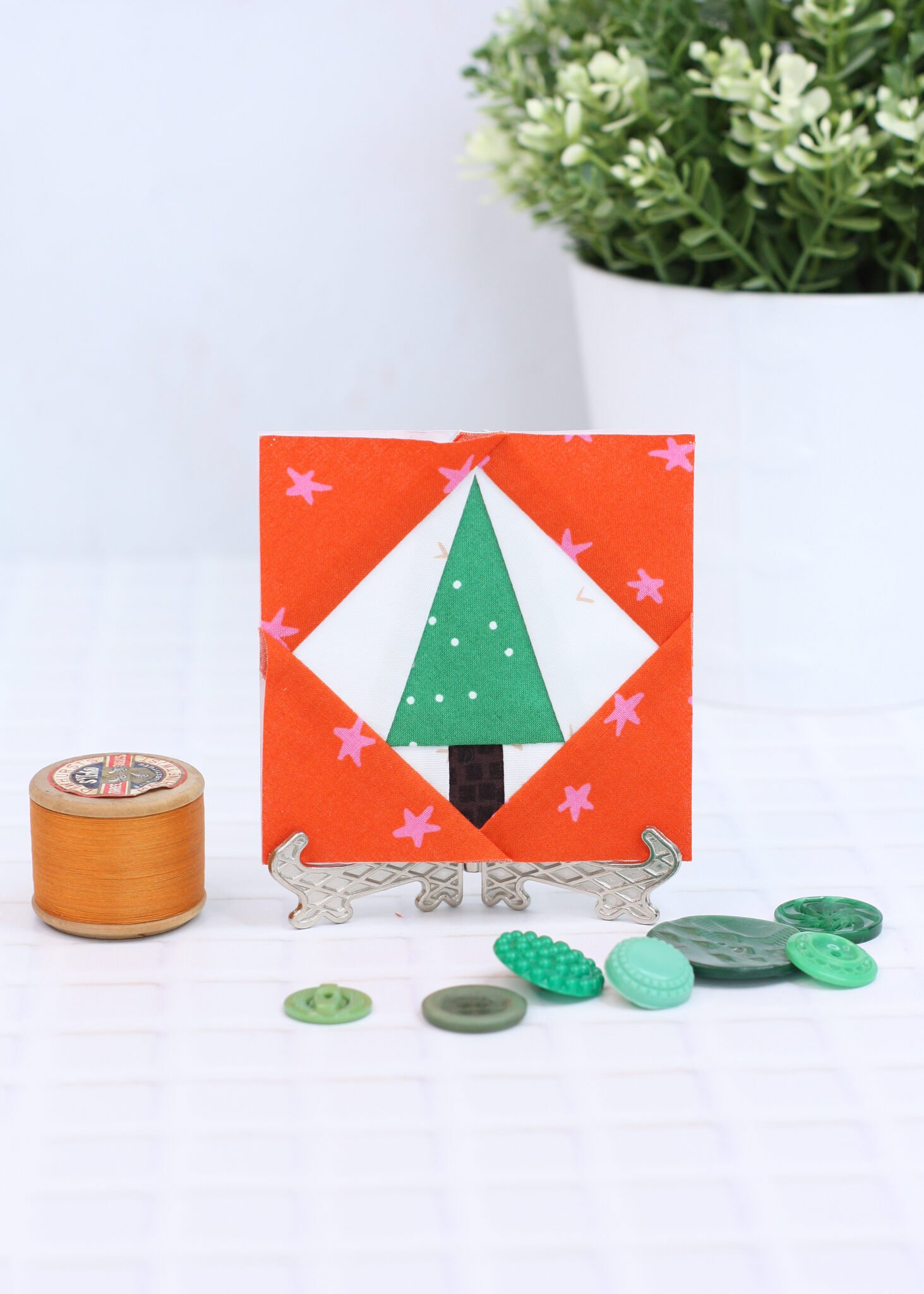 Tree in a Square Quilt Block - A Spoonful of Sugar